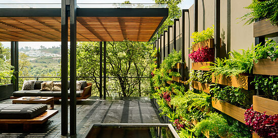 Dopřejte si zeleň v bytě – ideální jsou vertikální zahrady