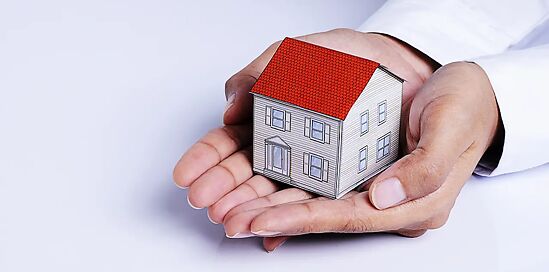Pochybné půjčky při plánování domu: Jak je poznat a nenaletět?
