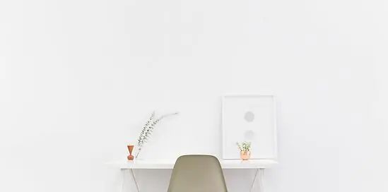 Biano blogger: Pracovní koutek s nádechem minimalismu