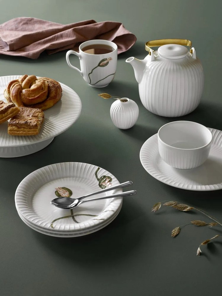 Bílá porcelánová čajová konvice Kähler Design Hammershoi, 1,2 l