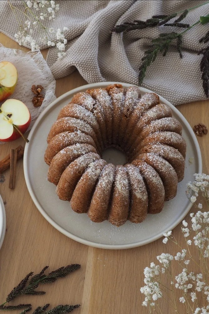 18dílná sada krémového kameninového nádobí Bonami Selection Malia