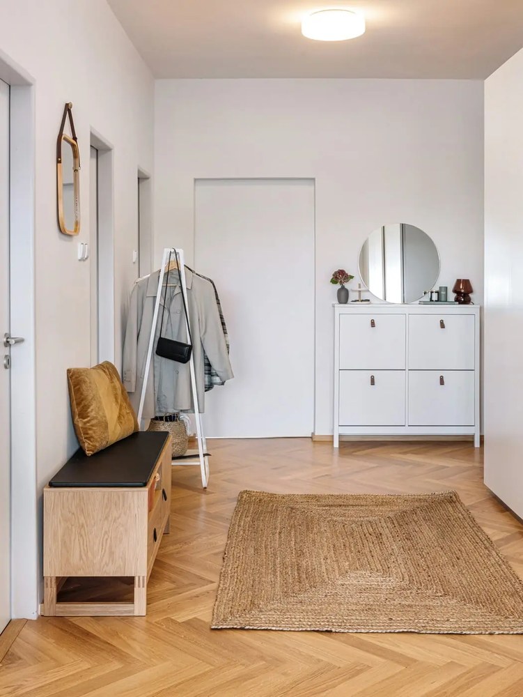Nástěnné zrcadlo s rámem ve zlaté barvě House Nordic Jersey, ø 40 cm