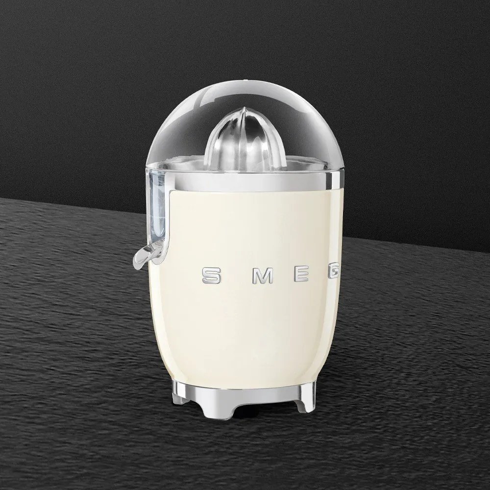 Krémový odšťavňovač 50's Retro Style – SMEG