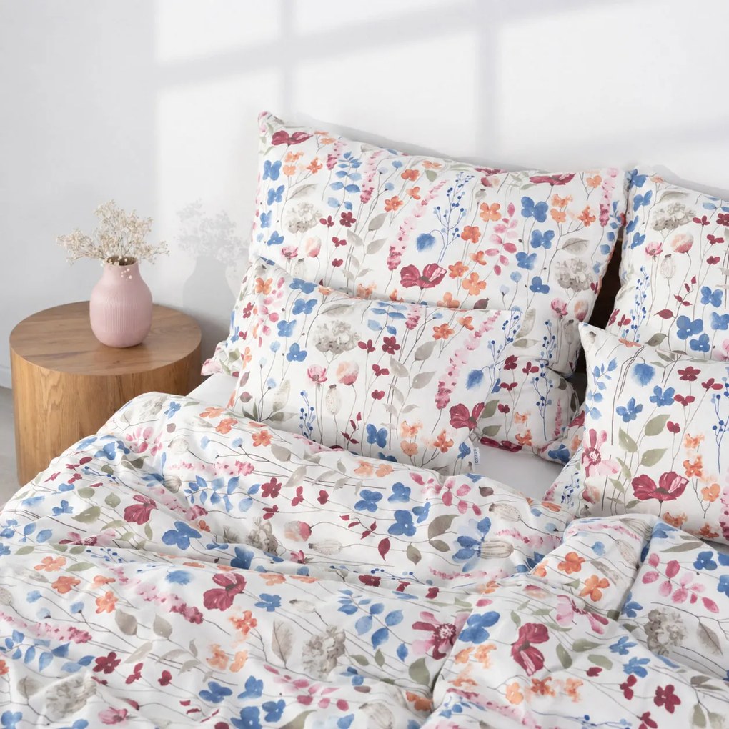 Flanelové povlečení Akvarelové kvítí Velikost: atypický 240 x 200 + 2 x 70 x 90