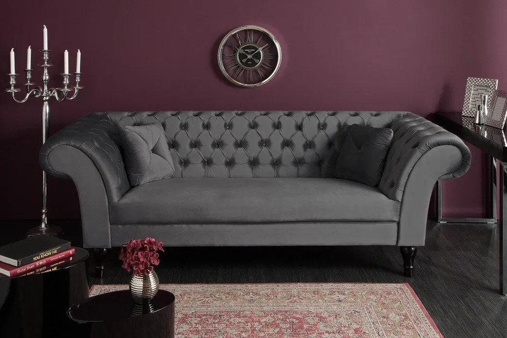 Designová sedačka Rubby Chesterfield II 225 cm stříbrno-šedá
