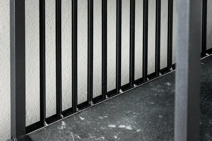 Designový regál Haines 120 cm vzor antracitový mramor