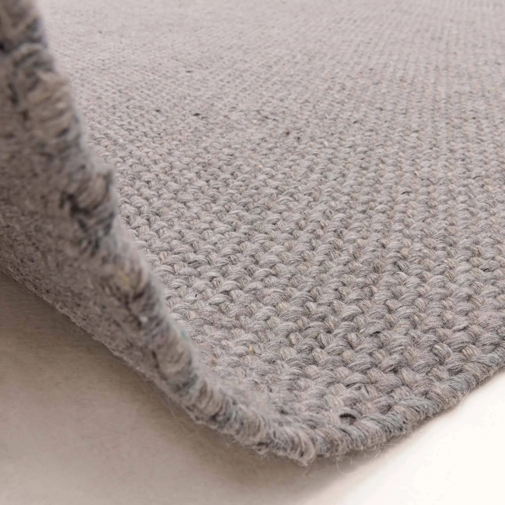 Tribeca Design Kusový koberec Babryma Grey Rozměry: 160x230 cm