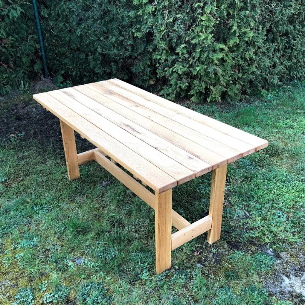 KULHÁNEK Zahradní dubová sestava - stůl, 1x lavice s opěradlem, 1x lavice bez opěradla, 1x židle (klasické provedení) Délka: 250 cm, Odstín nátěru: olej - bezbarvý
