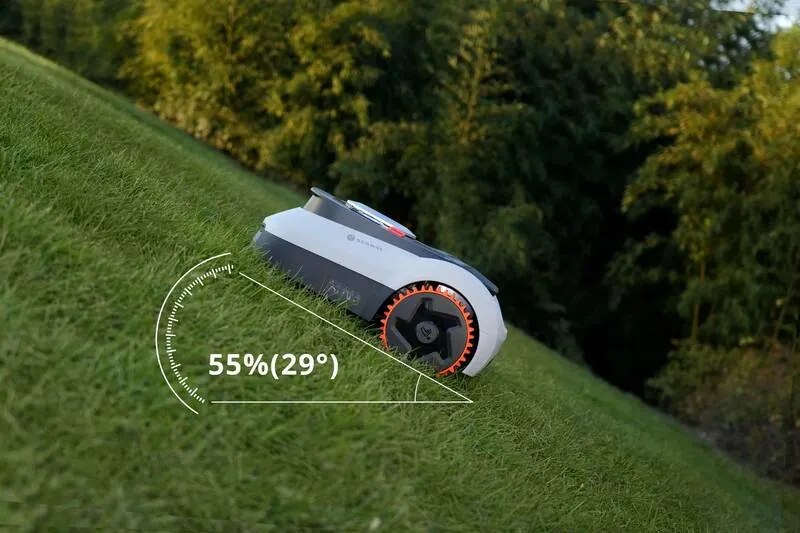 Robotická sekačka Segway Navimow i210E Lidar Pro AWD