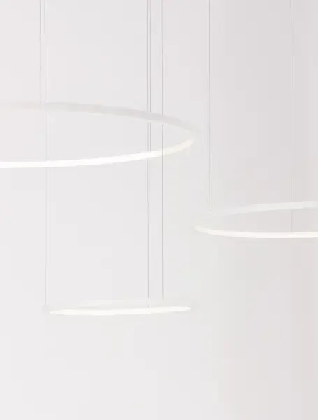 LED lustr Purple 180 bílé