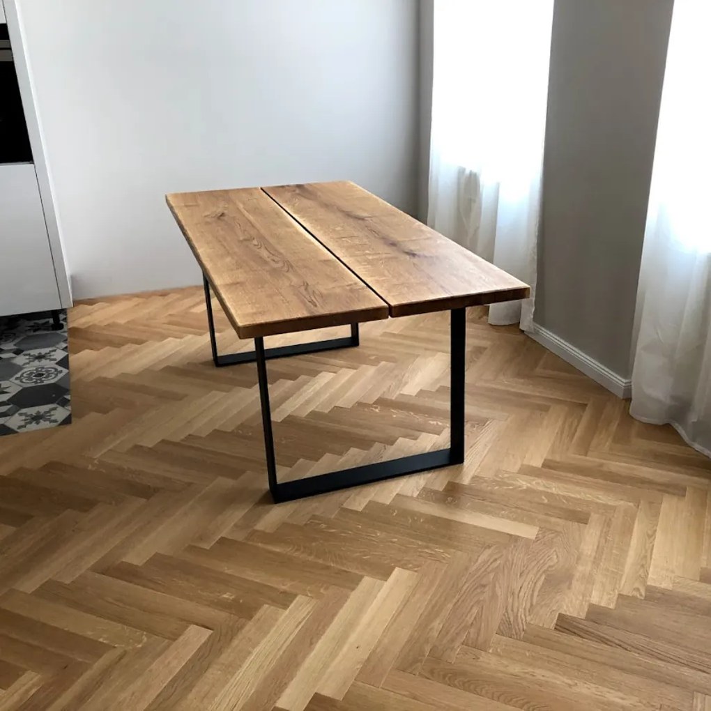 KULHÁNEK Designový stůl ze 2 ks fošen Velikost desky: 150x80 cm, Odstín podnože: antracit - RAL 7016