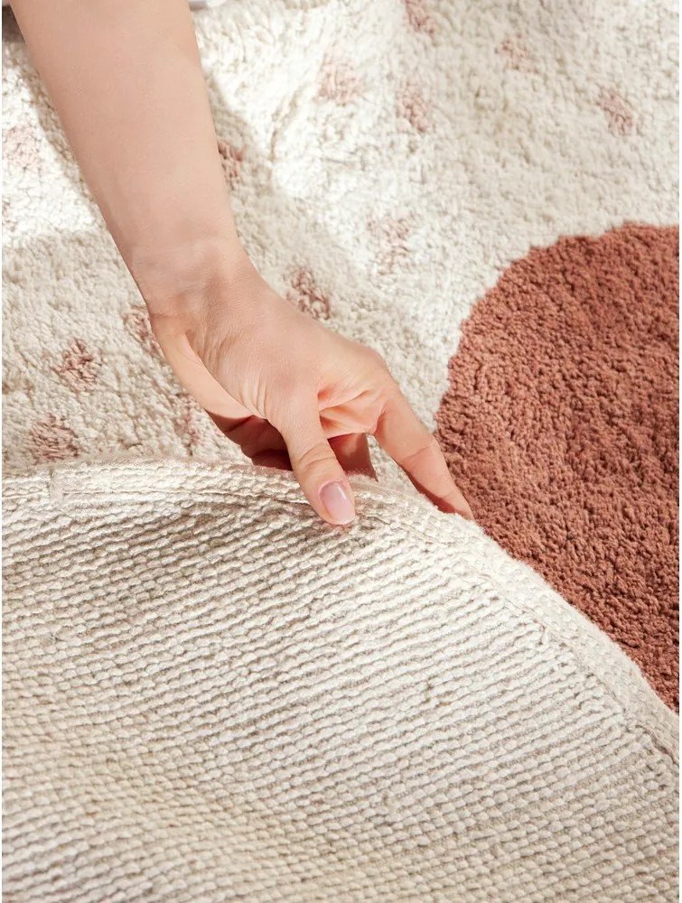 Hnědý/krémový pratelný/ručně tkaný bavlněný dětský koberec 95x120 cm Snuggle Emmi – Hanse Home