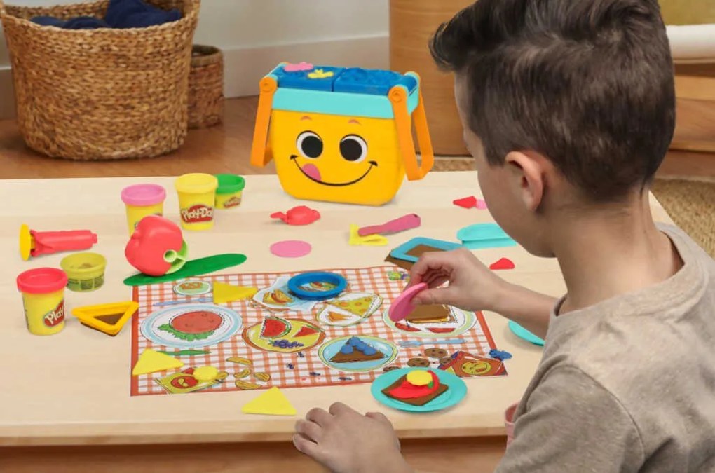 HASBRO PLAY-DOH Modelína kreativní set s nástroji v piknikovém koši 14ff69165