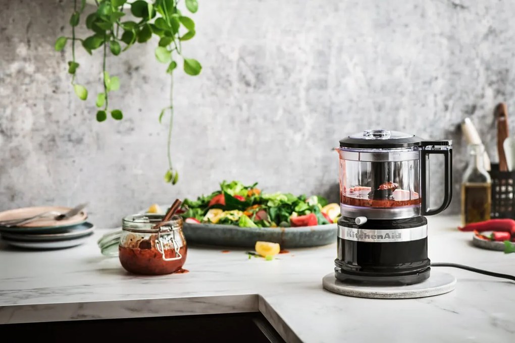 Kuchyňský mixér KitchenAid Mini 0,83 l krémový