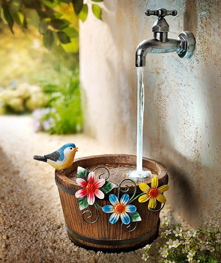LED Zahradní fontána Vodovodní kohoutek s vědrem | BIANO