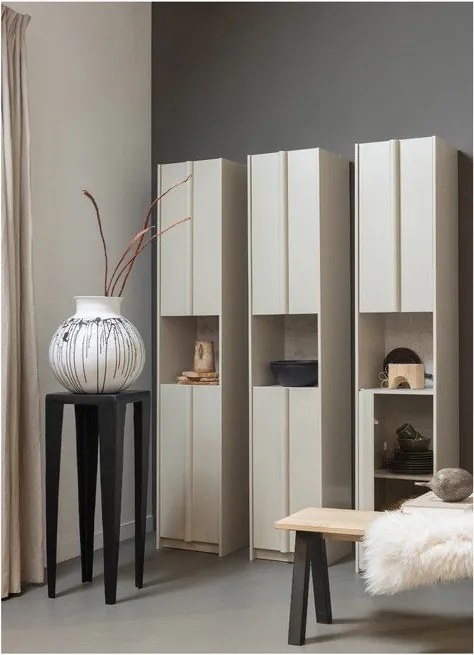 Krémová modulární skříňka z borovicového dřeva 40x210 cm Basu – WOOOD