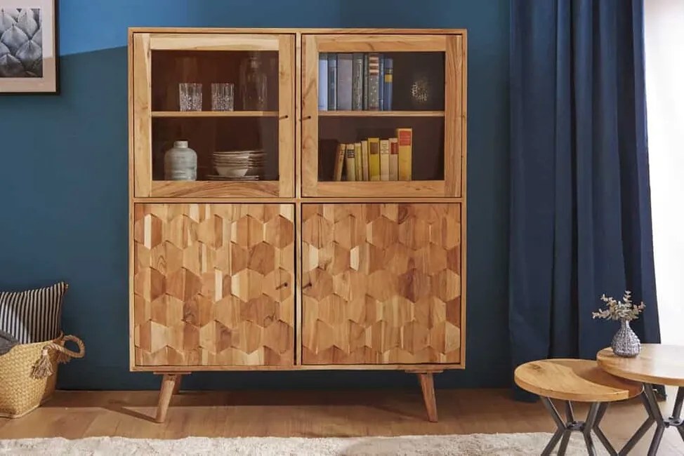 Designová vitrína z masivu Mystic Living Akácie 118cm