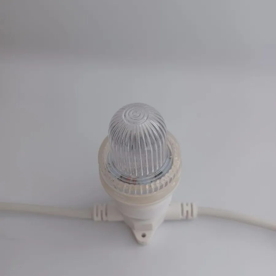 LED žárovka FLASH, ledově bílá, patice B22, IP44