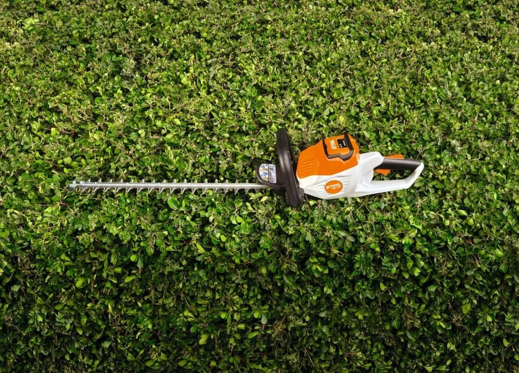 AKU nůžky na živý plot STIHL HSA 50