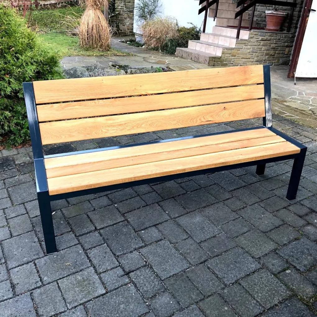 KULHÁNEK Zahradní lavice s kovovou hranou a nohami Délka: 150 cm, Odstín nátěru: olej - ořech, Odstín podnože: bílá - RAL 9010
