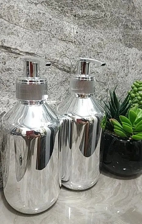 Elegantní Dávkovač tekutého mýdla, stříbrná metalíza, kov, 300ml, 16.6x6.5 cm