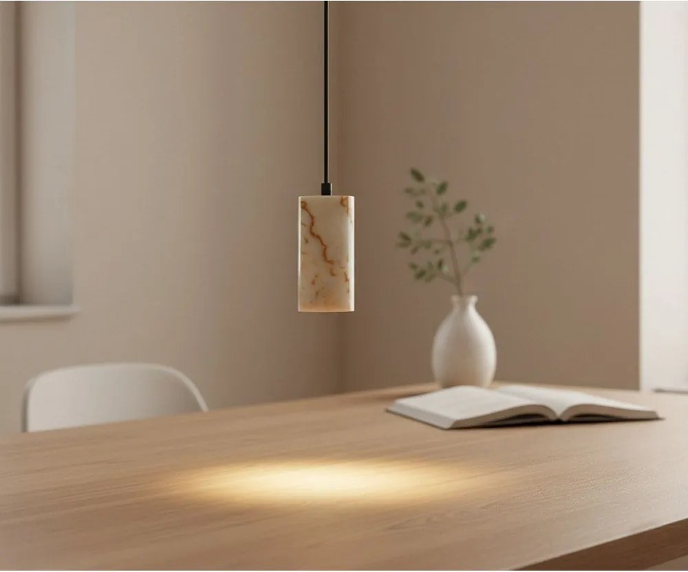Krémové závěsné svítidlo s mramorovým stínidlem ø 6,5 cm Selma – Opviq lights