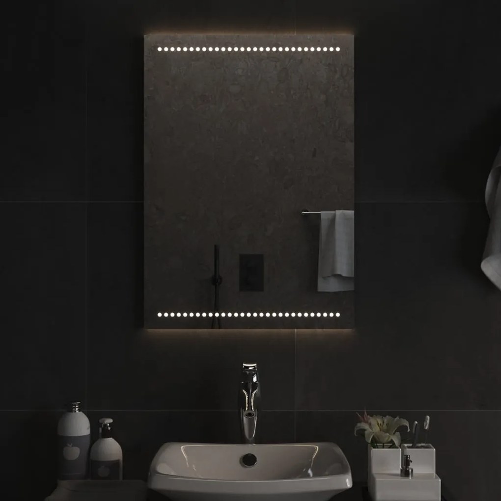 Koupelnové zrcadlo s LED osvětlením 50x70 cm 3154048