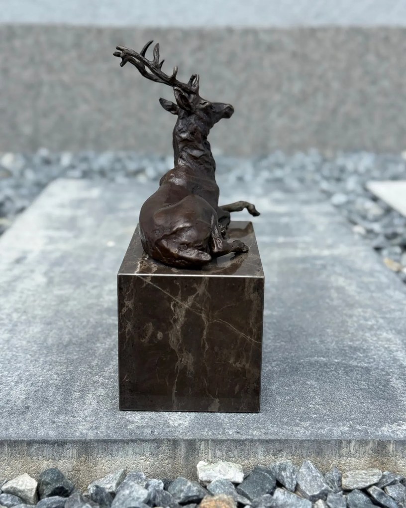 Bronzová socha figurka - Jelen