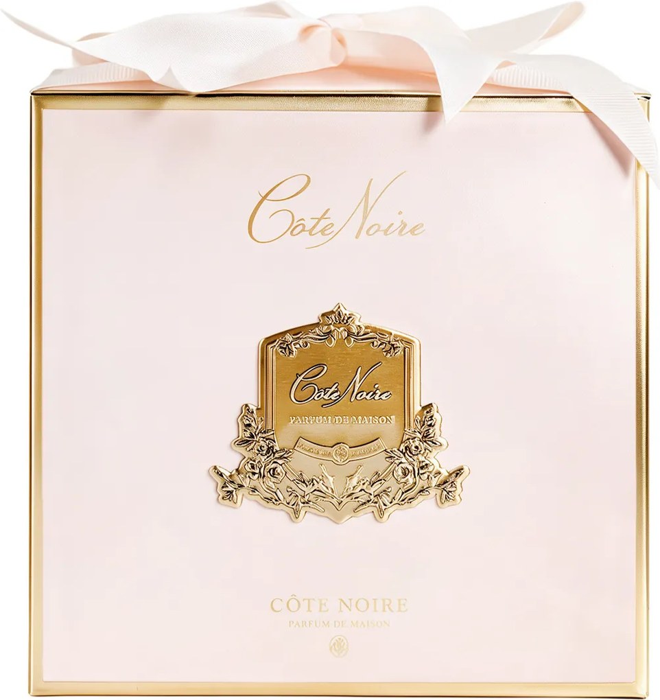 Côte Noire Five Roses kytice parfémovaných růží Magenta