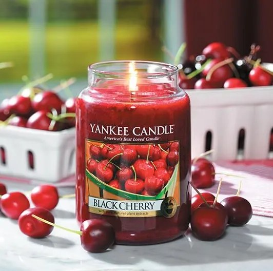 Yankee Candle - Black Cherry 623g