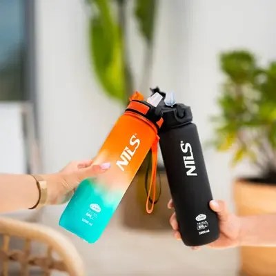 NILS Camp NCD68 Tritanová láhev na pití 1000 ml černá