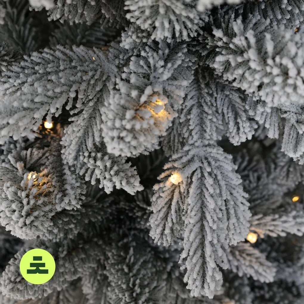 Smrk Bílý 250 LED 150 cm