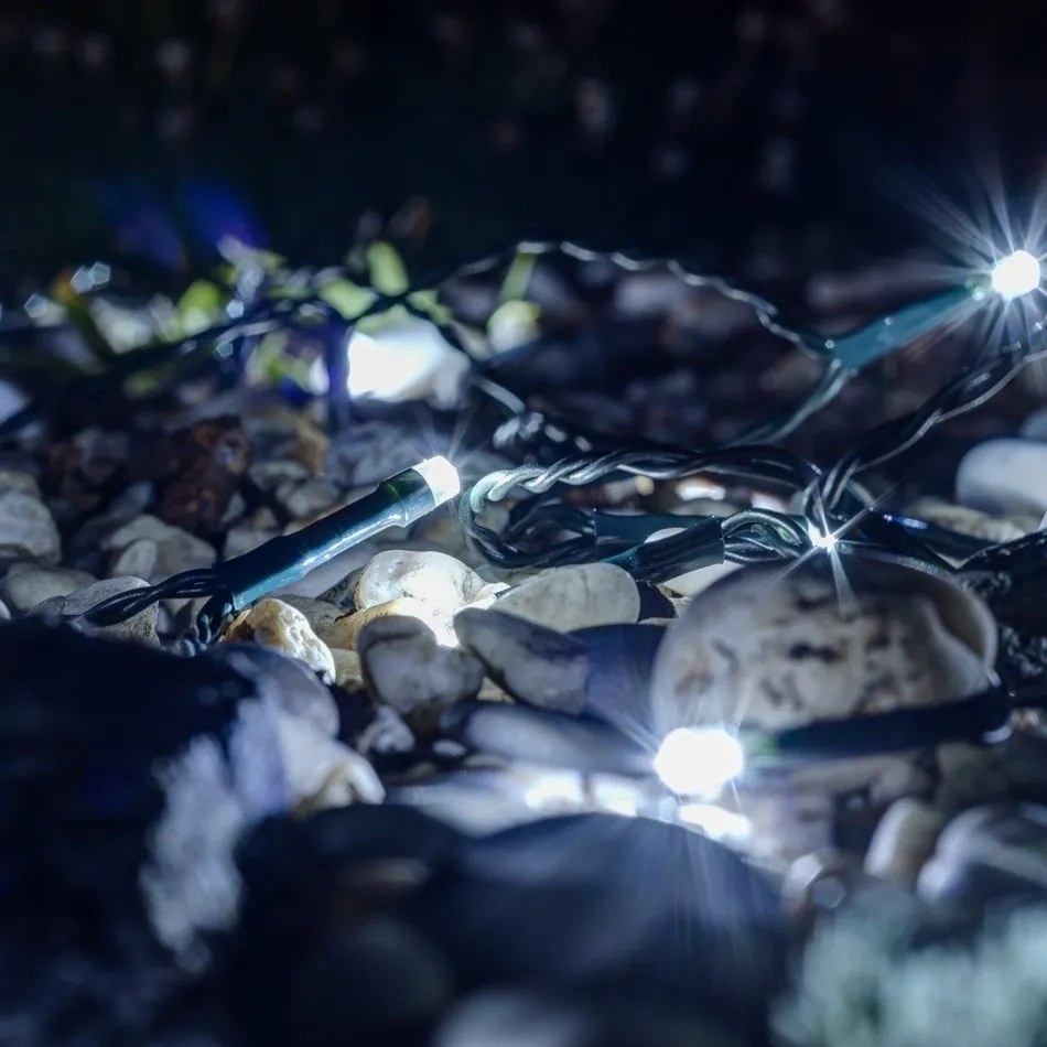Hobby Line LED světelný řetěz, venkovní, 4 m, ledově bílá, 32 diod, tmavě zelený kabel, IP44, prodlužovací