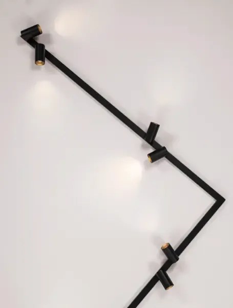 Minimalistické bodové svítidlo Oso 8 Černá