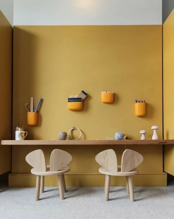 Dětská sada stolečku a židliček 2 ks Mickey Two Chair Set - Brown