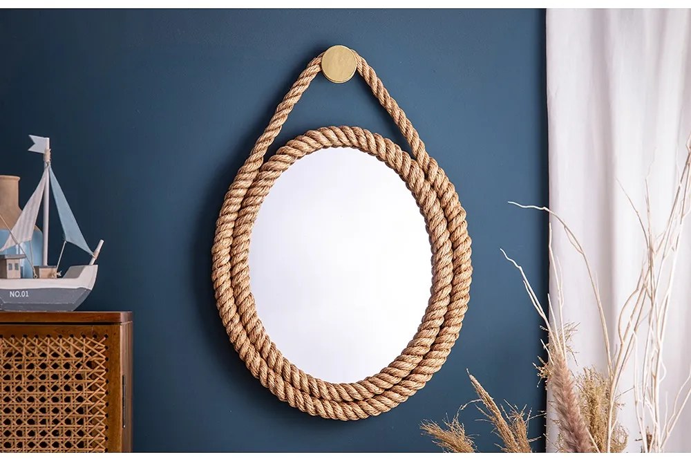 Designové nástěnné zrcadlo Nikolas 62 cm