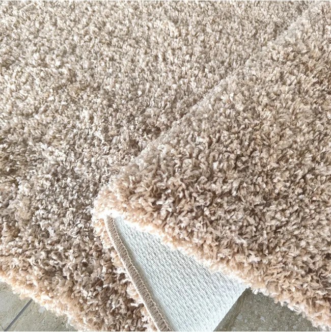 DY Karamelový protiskluzový koberec shaggy Camel Rozměr: 60x100 cm