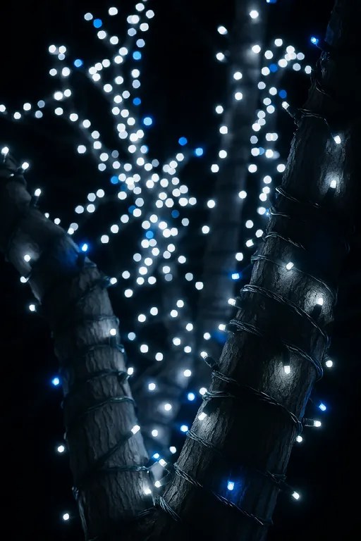 Vánoční světýlka venkovní FLASH studená bílá 300 LED