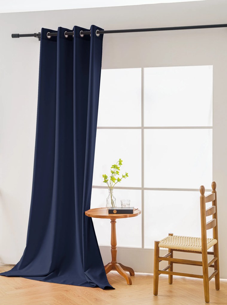 Tmavě modrý závěs OXFORD LIGHT 140x250 cm Zavěšení: Kovové kroužky
