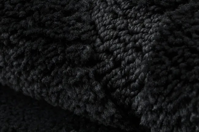 Koupelnový kobereček SUPREME STONES kamínky, černý kruh