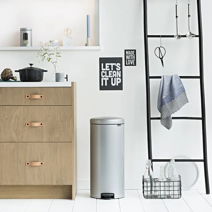 Brabantia Pedálový koš NewIcon 30L metalická šedá