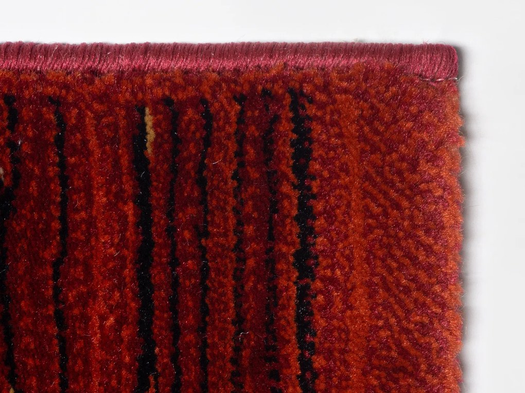 Spoltex, Kusový koberec Cambridge red/beige 5668, 80x150, červená, obývací pokoj