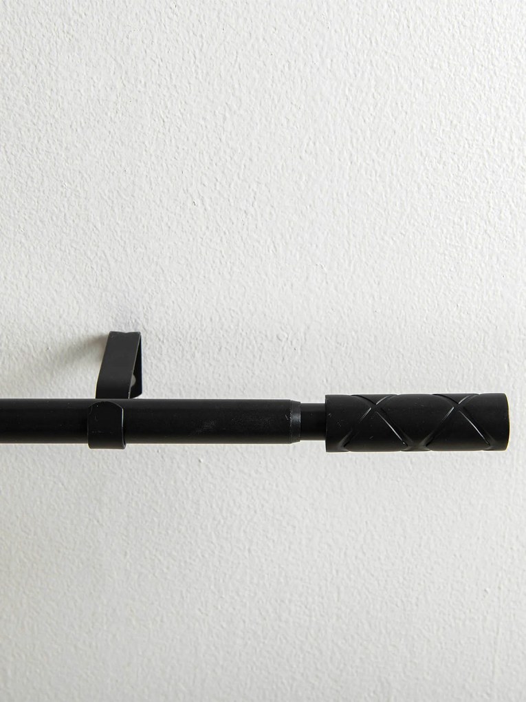 MK Lůžkoviny Garnýž jednořadá Roberto - matná černá 160 - 300 cm