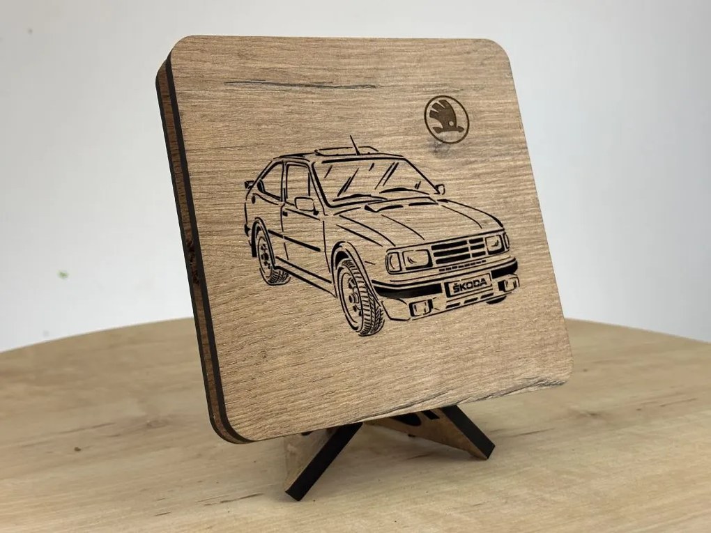 Li-Go "Škoda rapid" lampa 19x19cm provedení povrchu: ořech