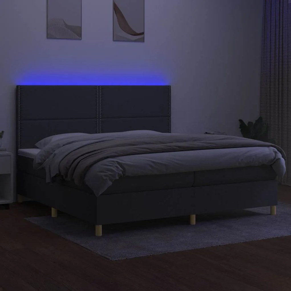 Box spring postel s matrací a LED tmavě šedá 200x200 cm textil 3135382