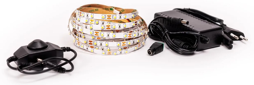 LED pásek 4,8Wm 12V bez krytí IP20 5 metrů + adaptér 36W + manuální stmívač Barva světla Žlutá