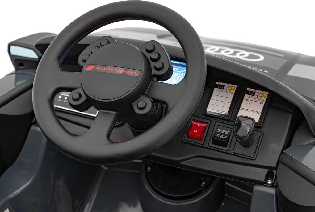 Ramiz Vozidlo Audi RSQ E-TRON šedé