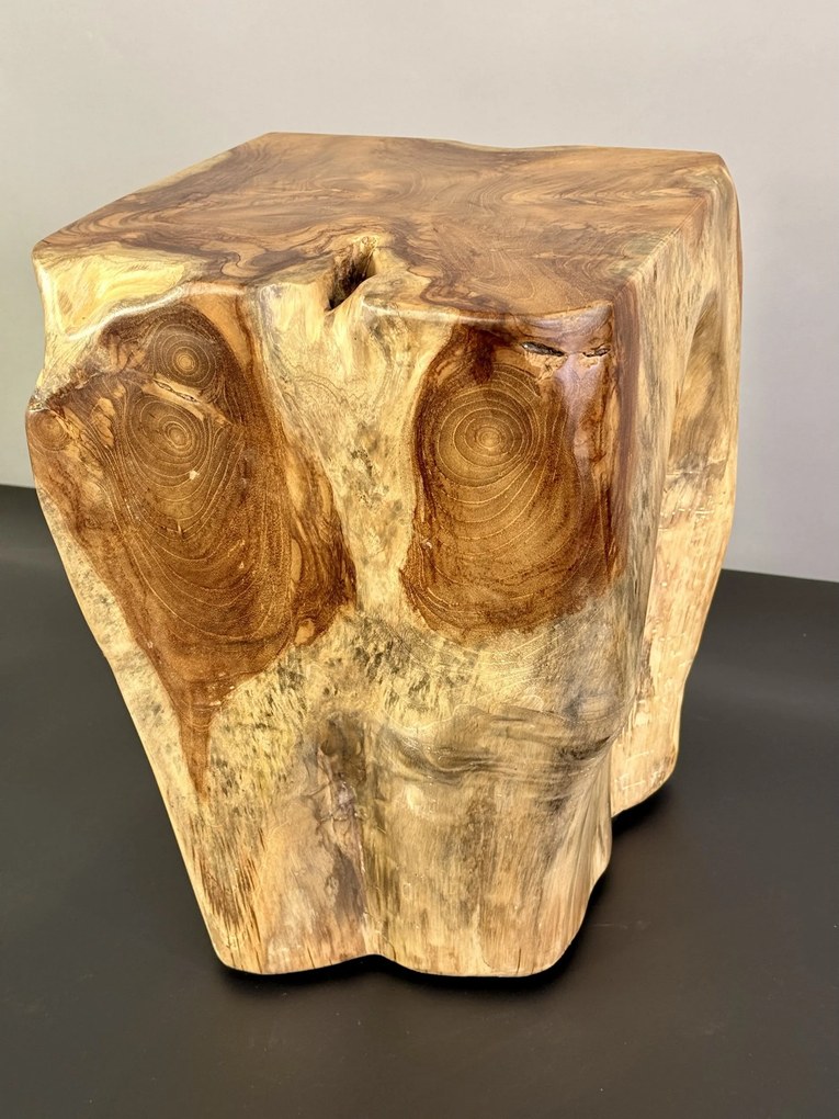 Sedátko Hocker z kořenového teaku – masivní kvádr 40 cm (Jáva)