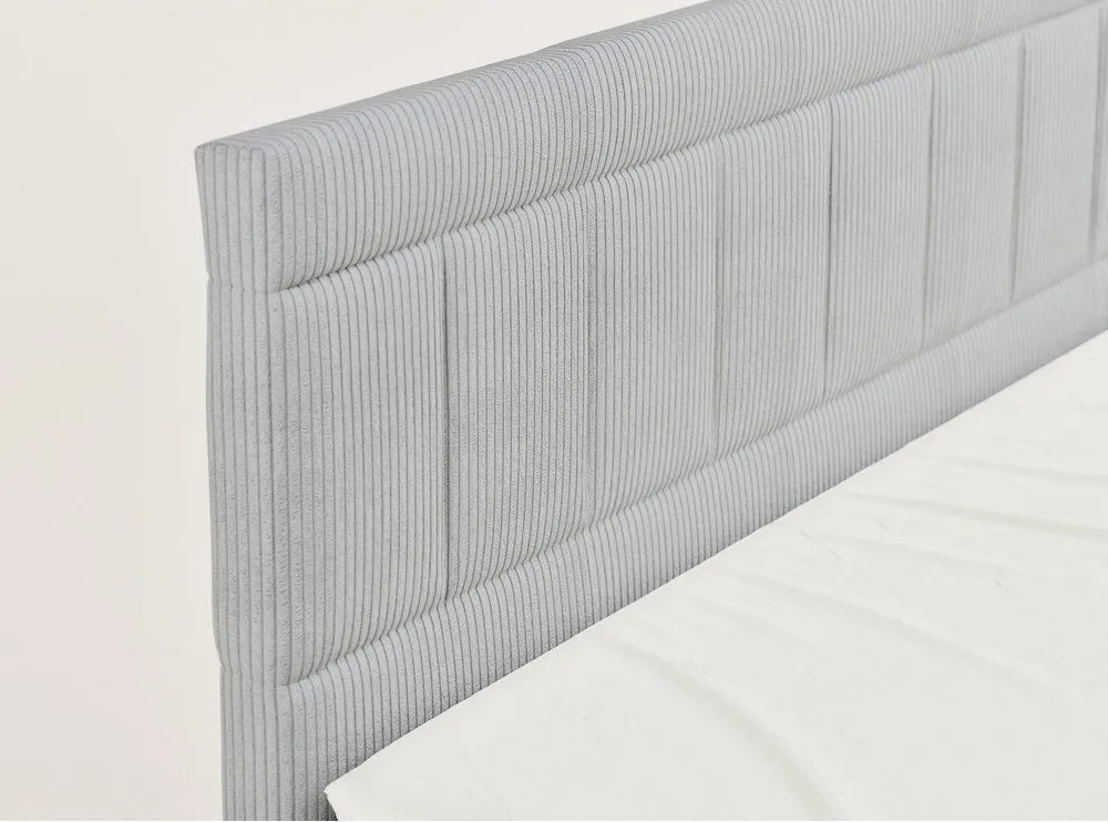 Šedá boxspring postel s úložným prostorem 180x200 cm Caya – Maison de Rêve