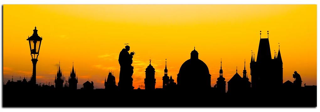 Obraz na plátně - Siluety věží a sochy v Praze - panoráma 5112A (105x35 cm)